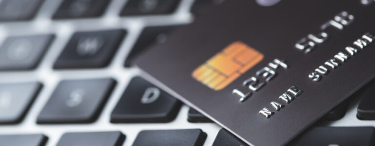 Alura Vale a Pena? Confira a Análise Completa [Cupom 15% OFF]